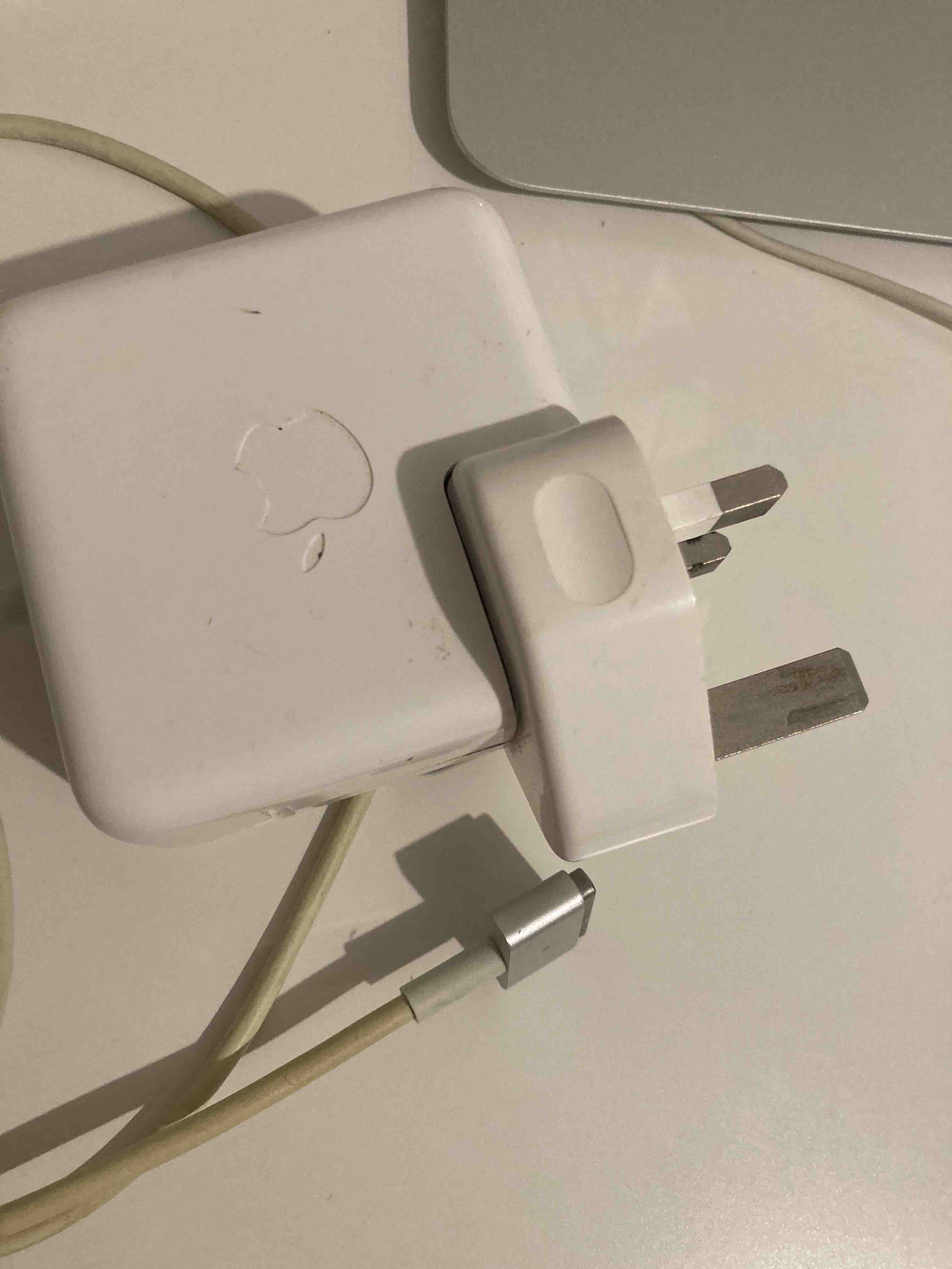 Looking For An Old Macbook Charger? Here Is The Future Proof Solution ...